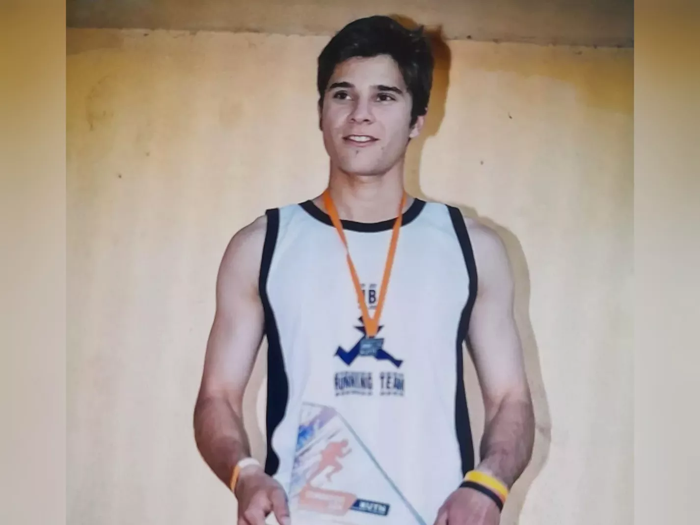 Emotivo mensaje de la mamá de Eric Junco al cumplirse un mes de su ...