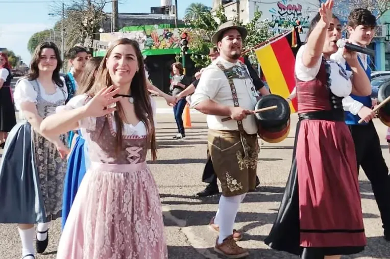 Descendientes De Inmigrantes Alemanes Del Volga Preparan Festejos En